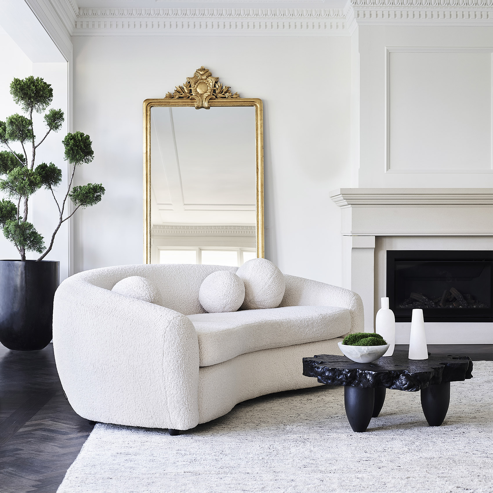 Petale Wall Applique: Adding a Touch of Nature to Your Décor - Akromo