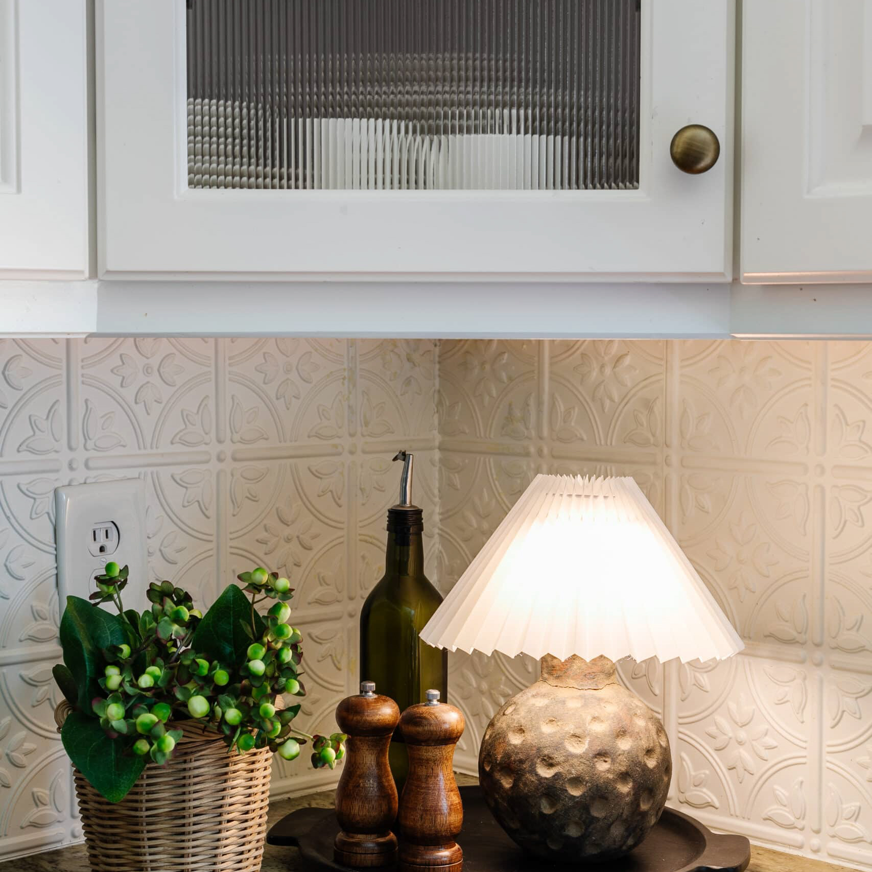 Reviving Retro Charm: Exploring the Timeless Elegance of 1960s Ceiling ... Reviving Retro Charm: Exploring the Timeless Elegance of 1960s Ceiling ...